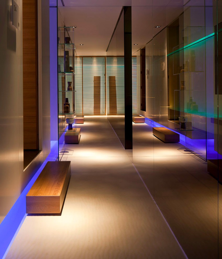 Conservatorium Hotel modern and luxury | Poliform Contract
